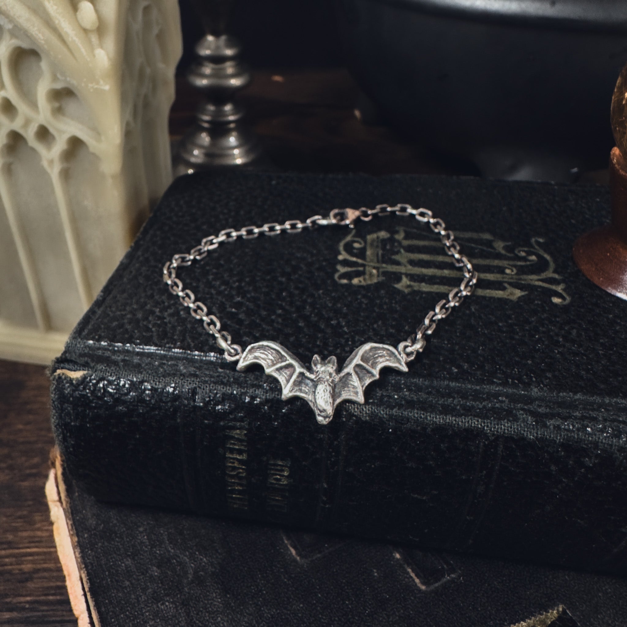 Bat Bracelet – Uneven